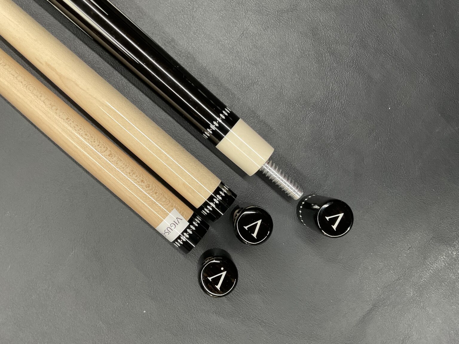 Vigus (Stunning Tuxedo) Pool Cue | Biggelbachs