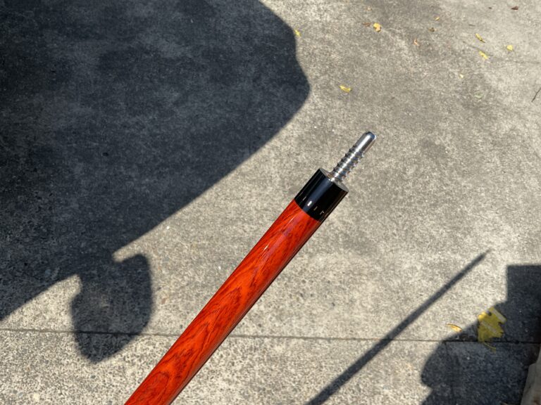 Elliott (Merry Widow) Pool Cue | Biggelbachs