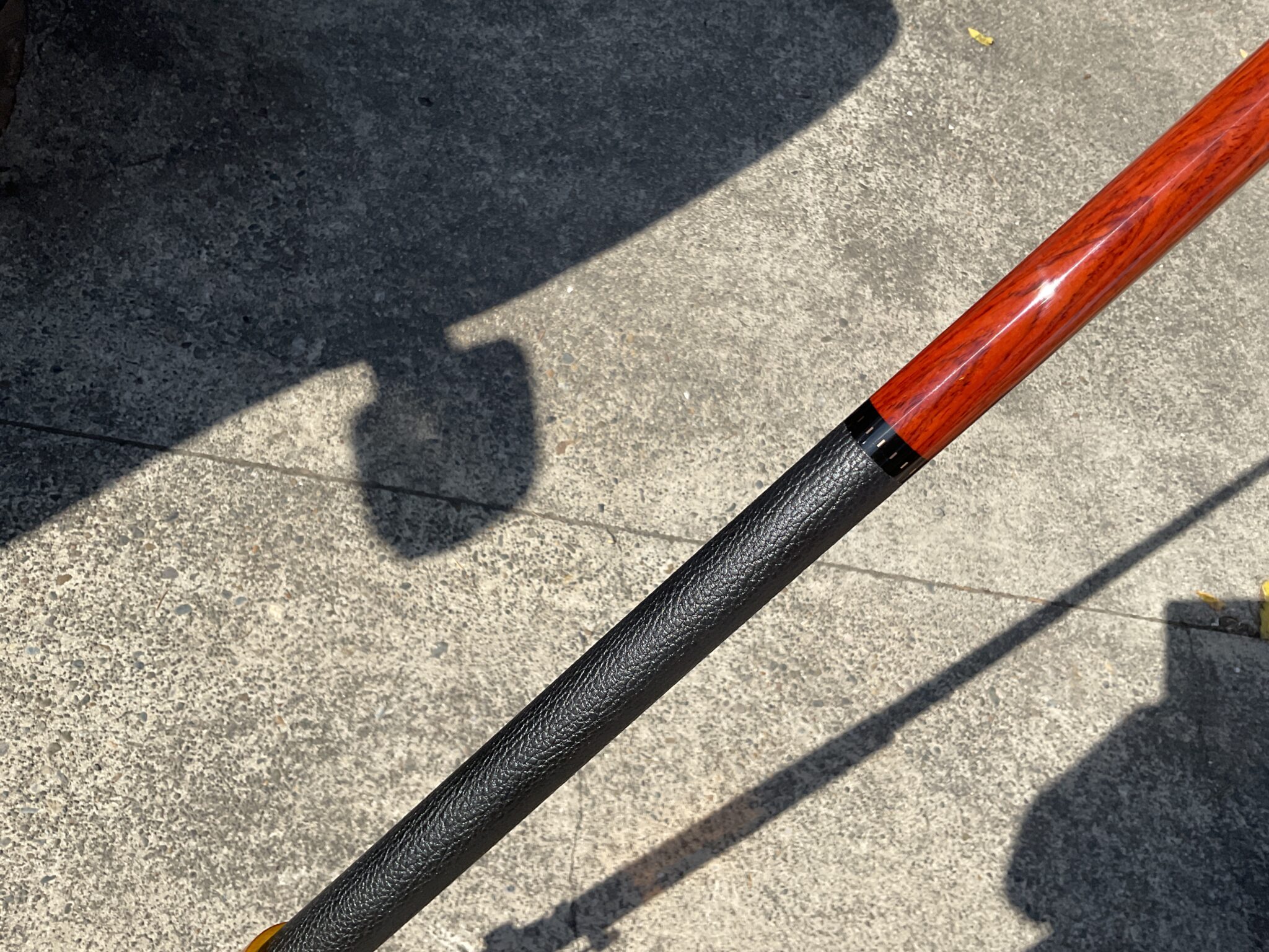 Elliott (Merry Widow) Pool Cue | Biggelbachs