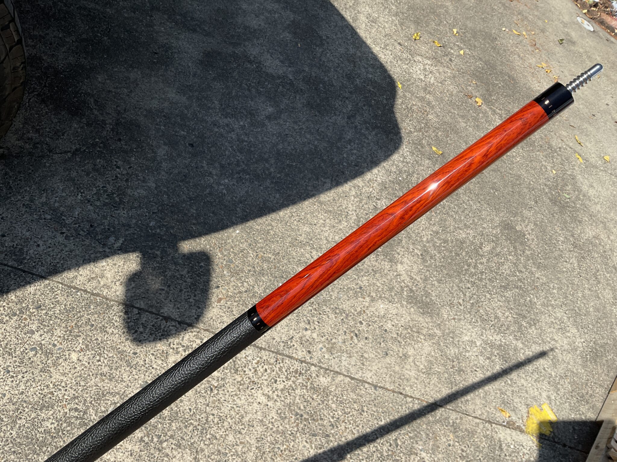 Elliott (Merry Widow) Pool Cue | Biggelbachs