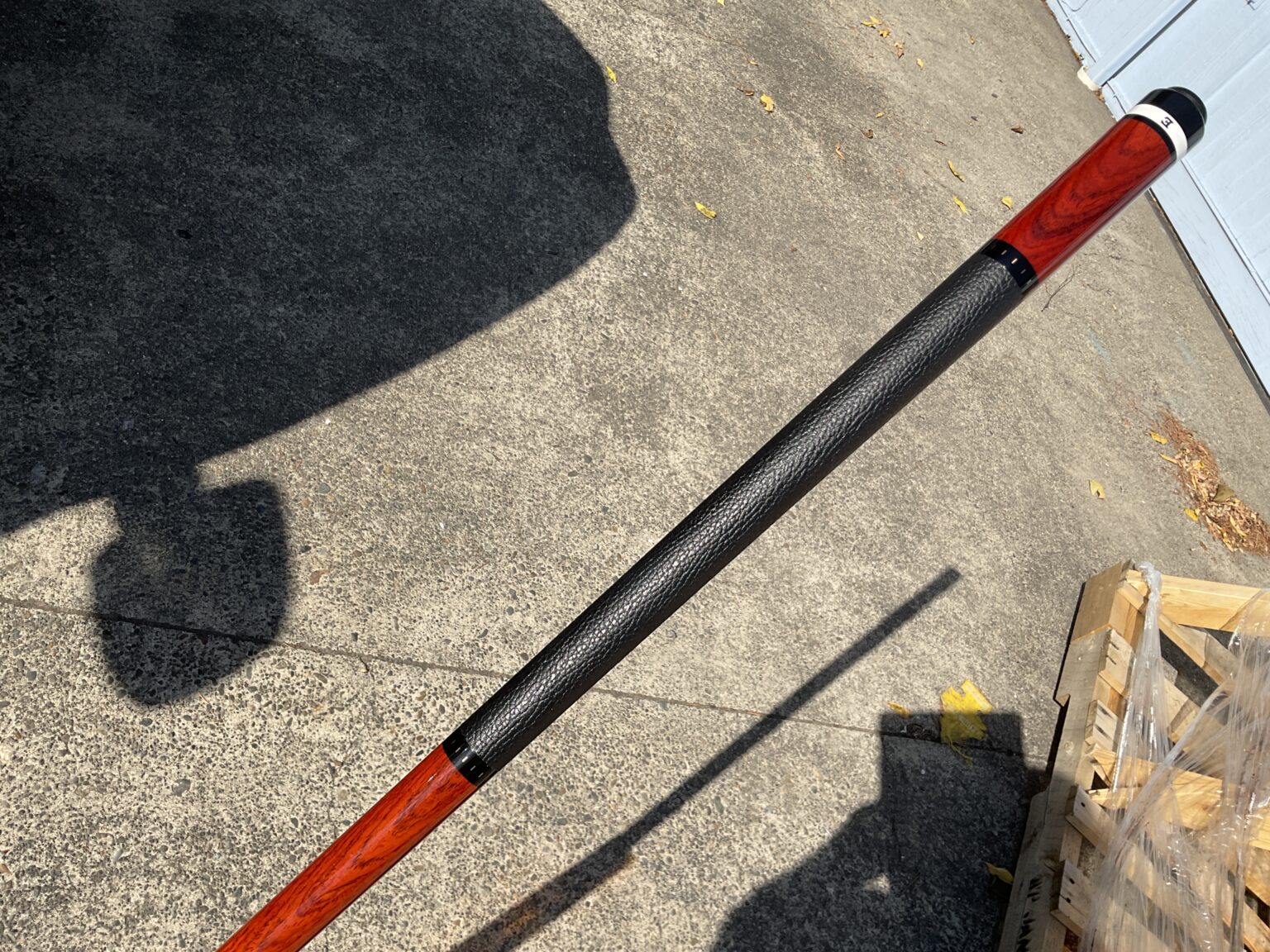 Elliott (Merry Widow) Pool Cue | Biggelbachs